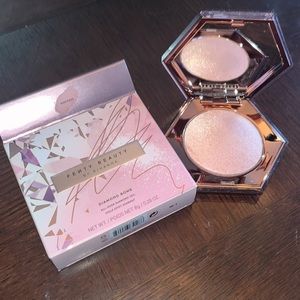 Fenty Beauty | Makeup | Fenty Beauty Diamond Bomb Ros Rave Highlighter ...